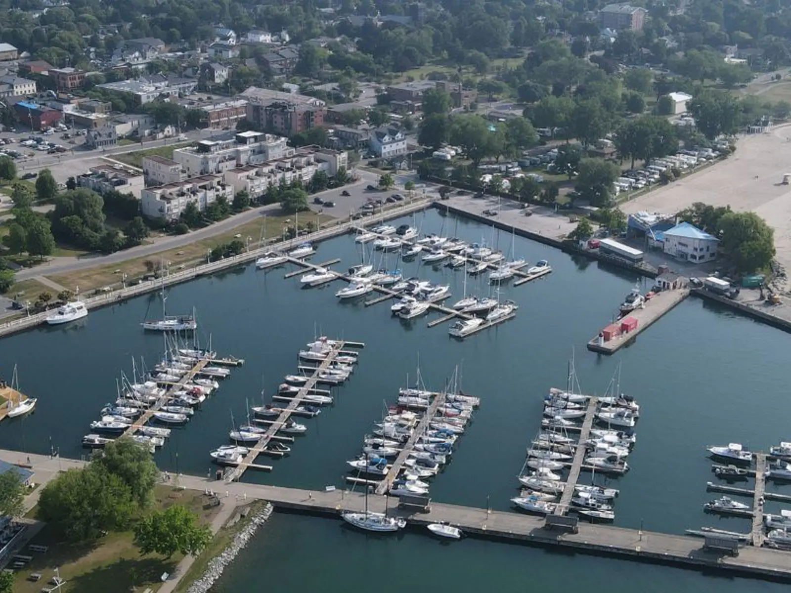 Beaches & Waterfront Attractions | Town of Cobourg