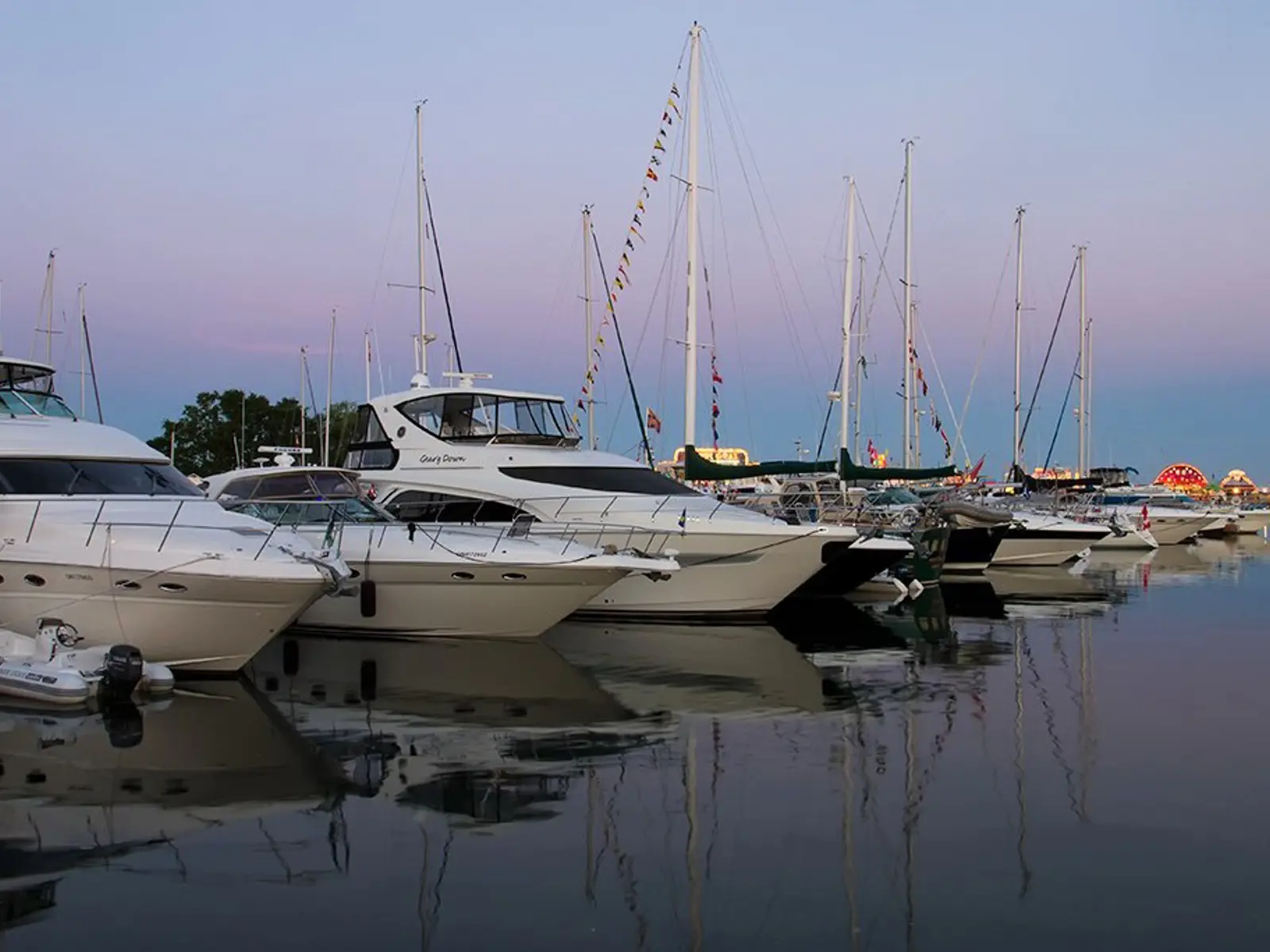 Beaches & Waterfront Attractions | Town of Cobourg